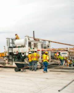 Optimal Humidity for Concrete Curing with Atomized Mist